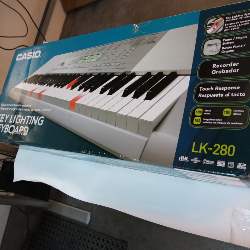 Casio LK-280 Leuchttasten-Keyboard